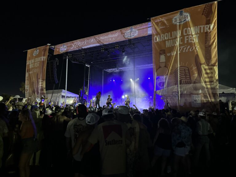 GALLERY: A Look Back at the Carolina Country Music Fest - Charleston Daily
