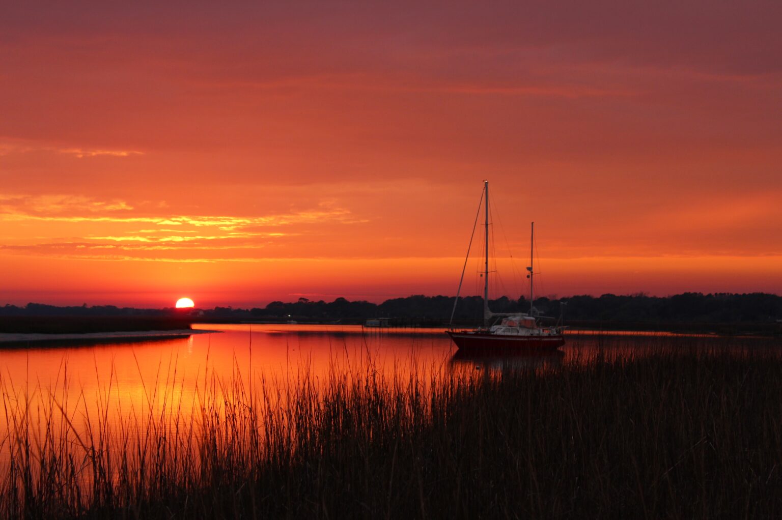 The vibe of Bowen’s Island Restaurant and why you should dine at this ...